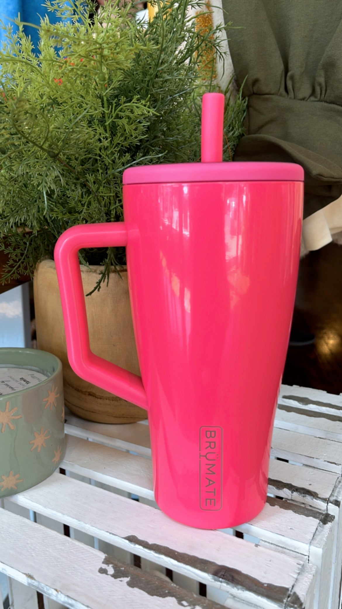 Brumate: Era 30oz - Neon Pink – Sincerely Yours