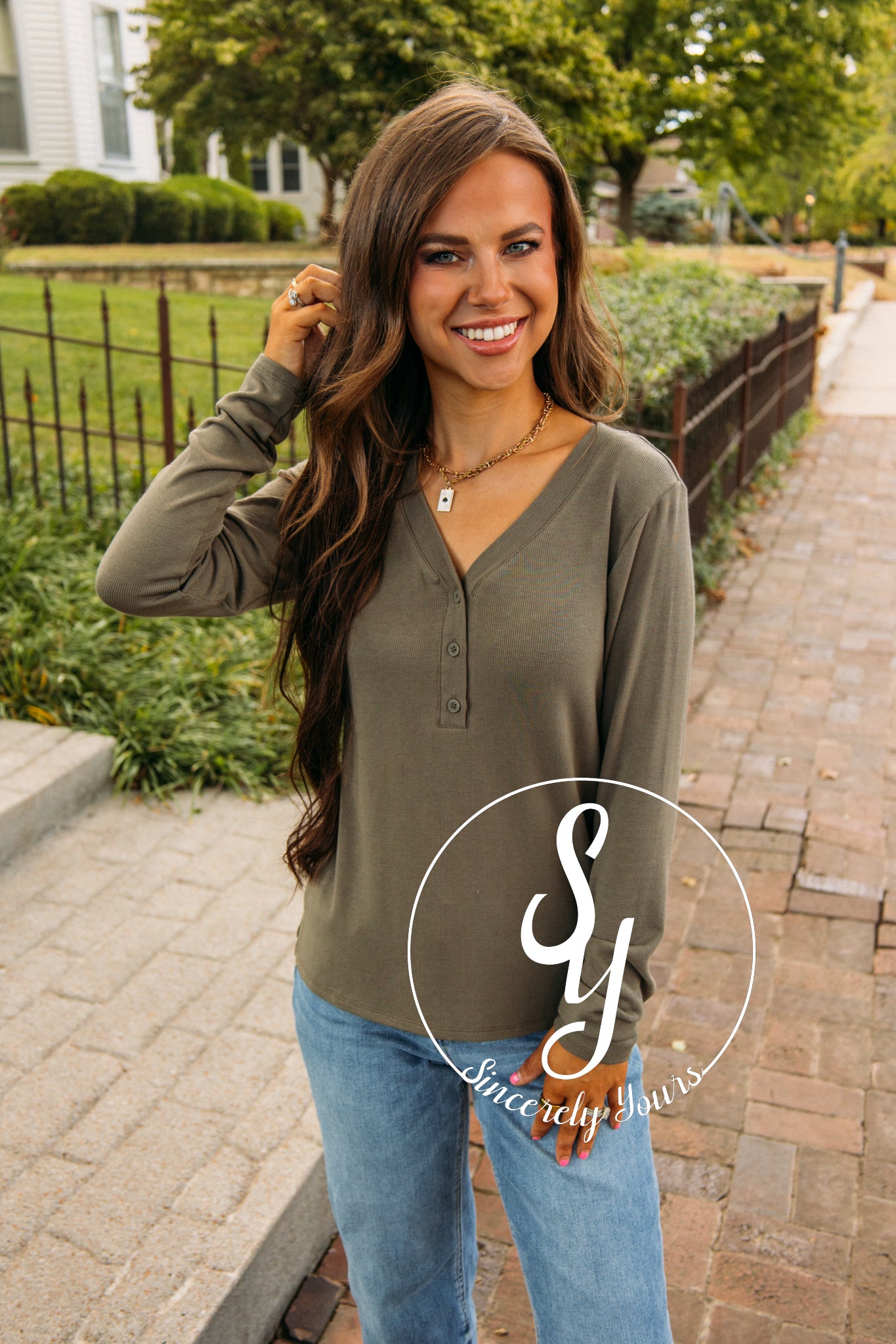 Lean Into Me Top- Olive Vine – Sincerely Yours
